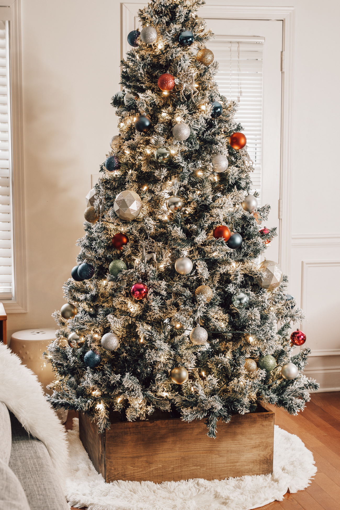 DIY Wooden Christmas Tree Collar - Erin Spain