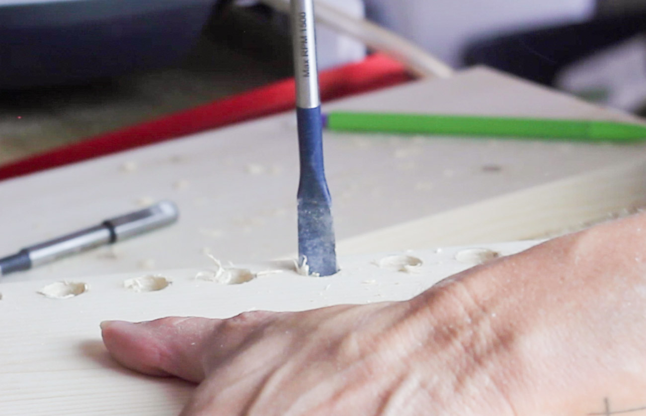 How to Make a DIY Magazine Holder - Erin Spain