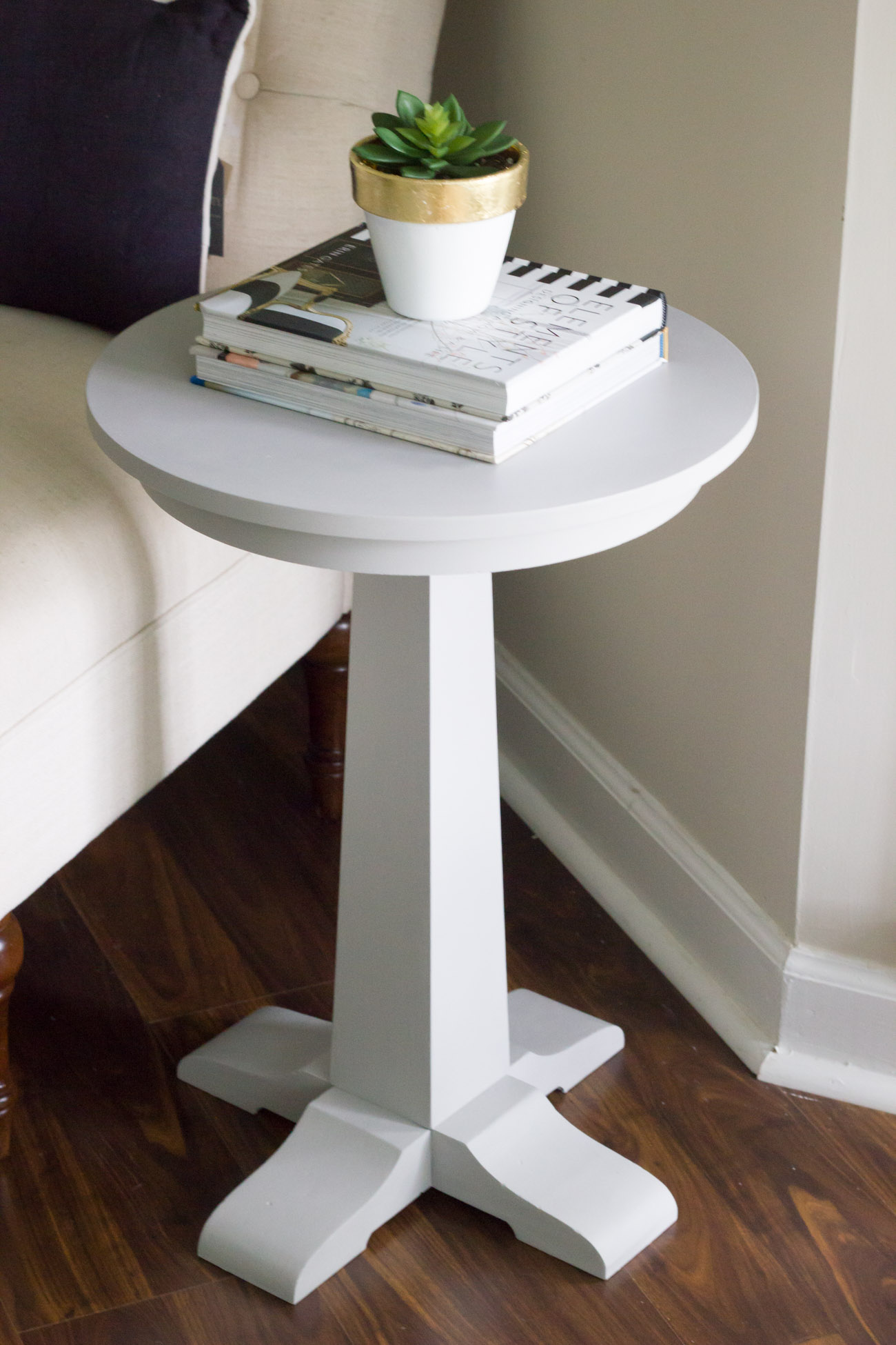 Side Table Makeover with FolkArt Home Decor Chalk - Erin Spain
